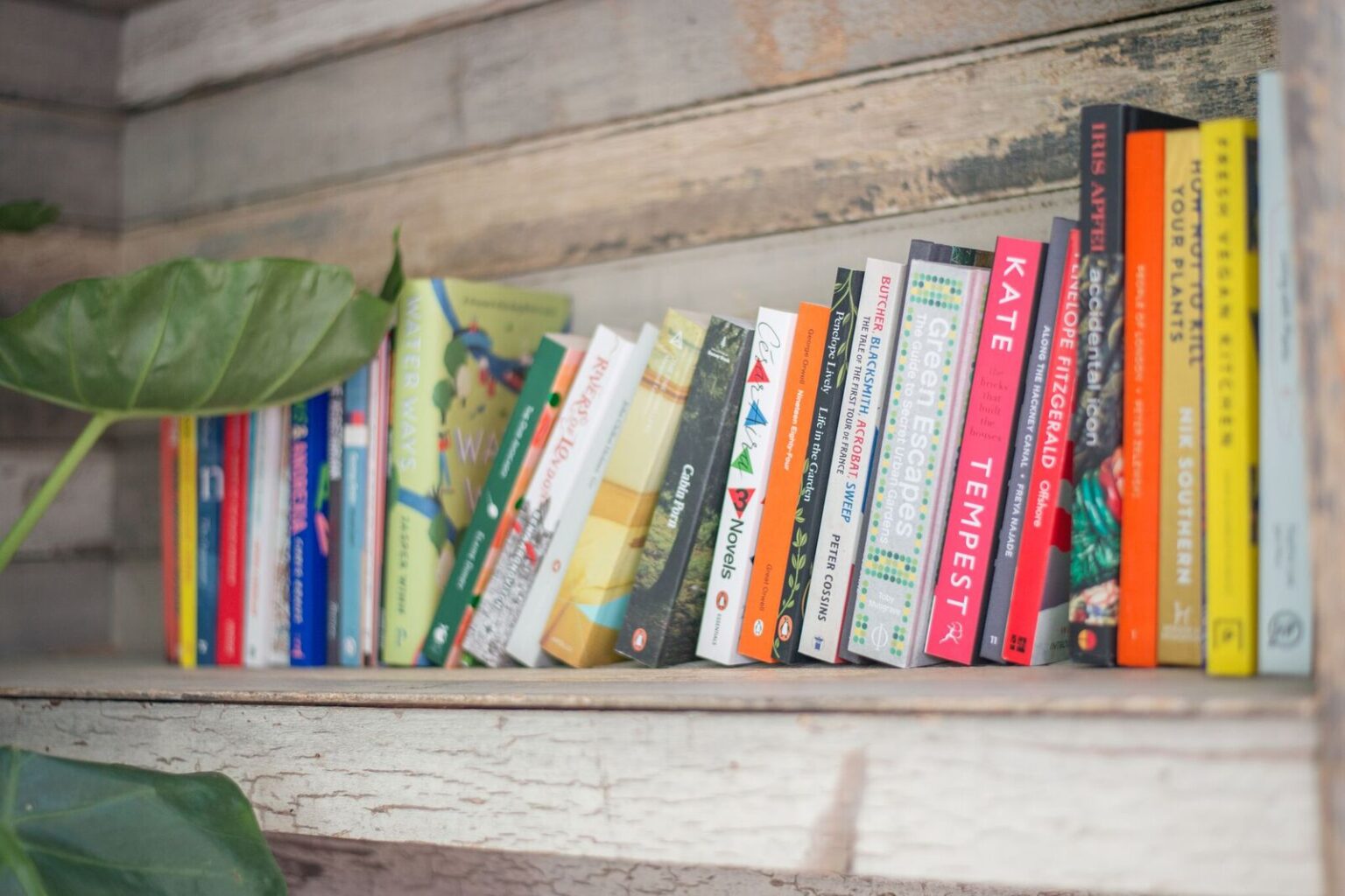 The Boathouse London | boutique hotel barge Paddington, London