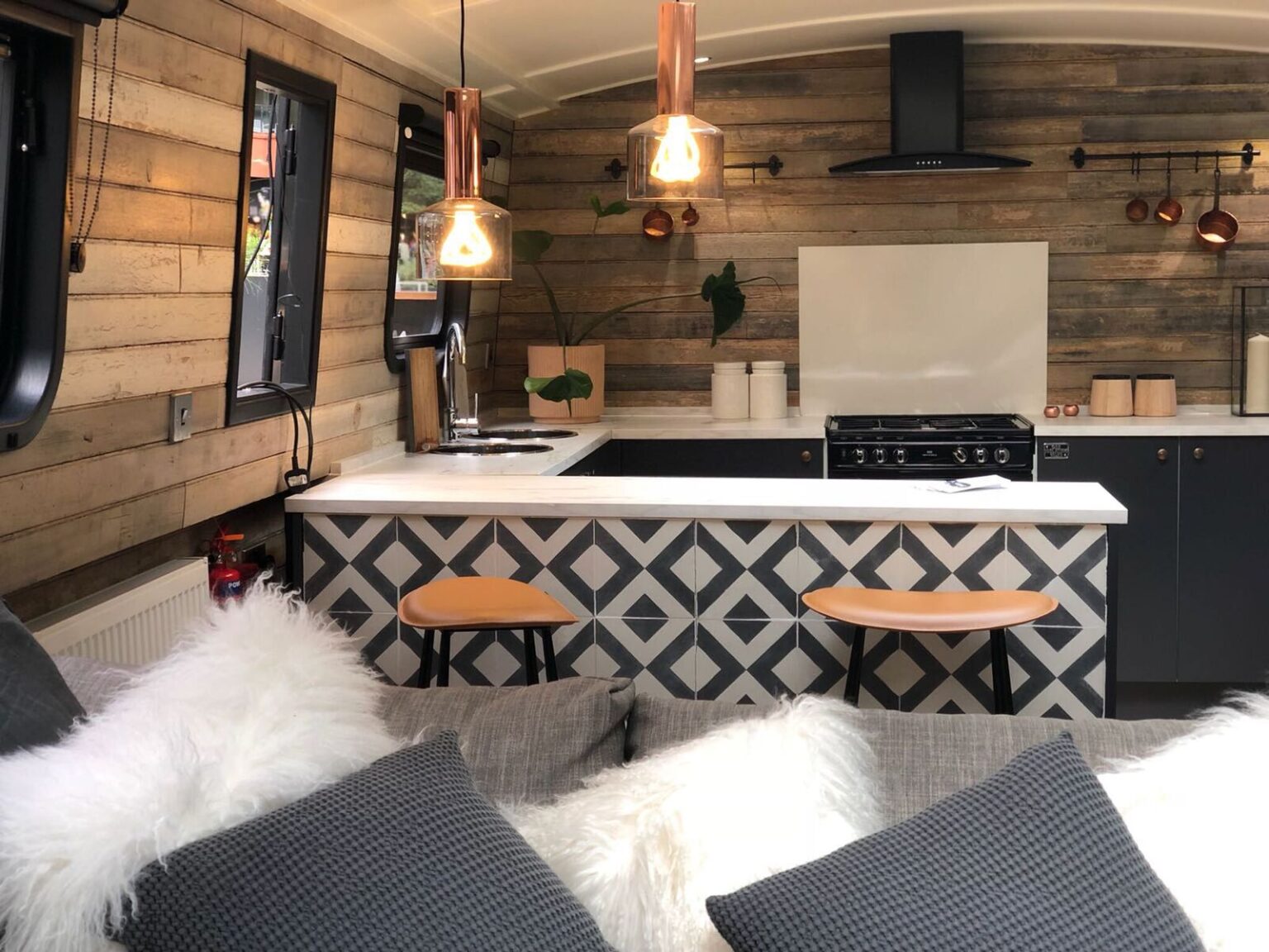 The Boathouse London | boutique hotel barge Paddington, London