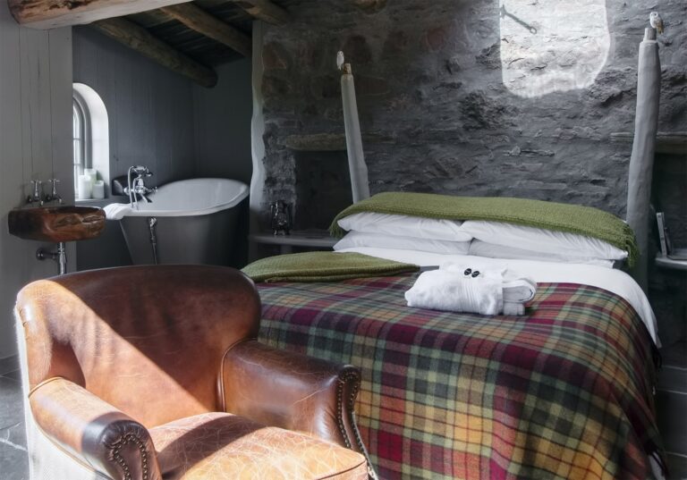 Craighead Round Door Howfs | quirky storybook holiday homes | Dunblane