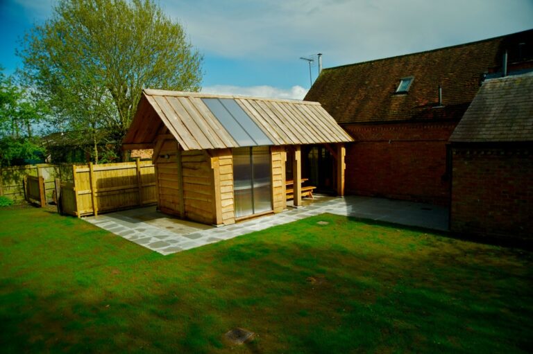 Copper Pot Barn | luxury barn conversion with hot tub | rural Warwickshire