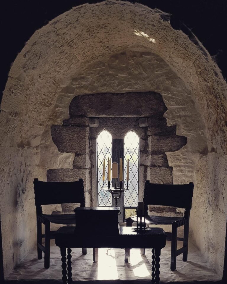 The Black Castle | authentic 16th century castle | Tipperary