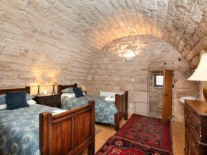 Braidwood Castle heritage property with modern comforts dog friendly ...