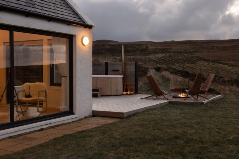 Milovaig House | remote clifftop retreat with hot tub | Isle of Skye