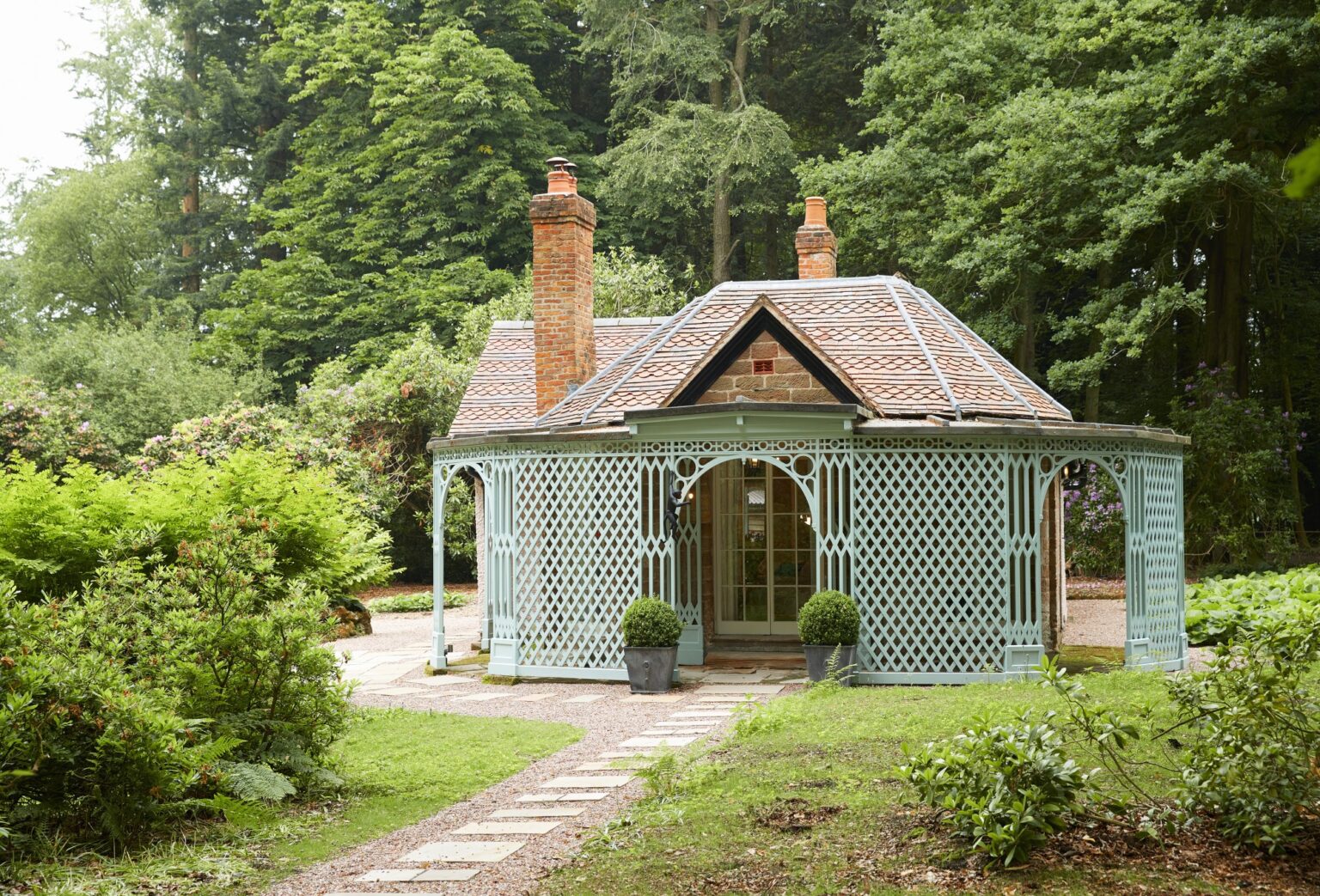 The Pink Cottage | unique and distinctive period cottage in pink design ...