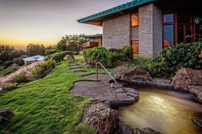 Cornwell House | Frank Lloyd Wright designed Hawaiian retreat