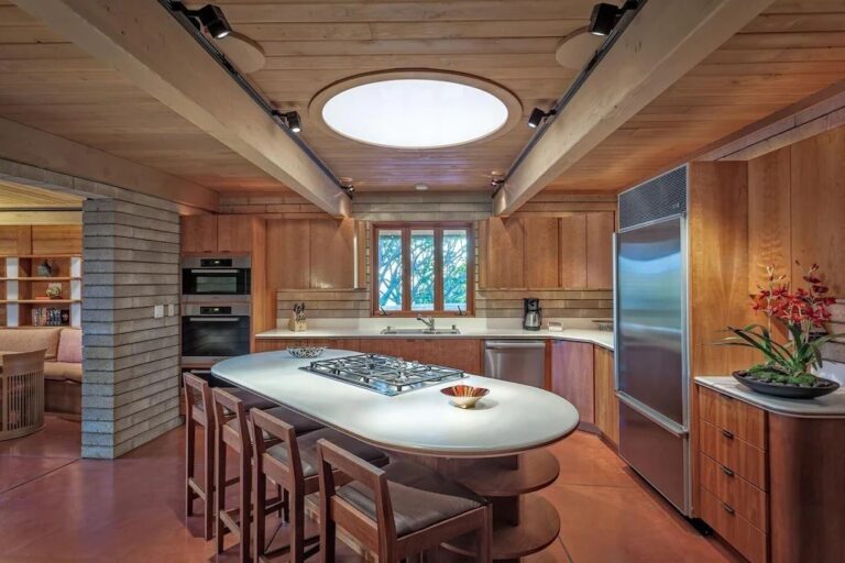 Cornwell House | Frank Lloyd Wright designed Hawaiian retreat