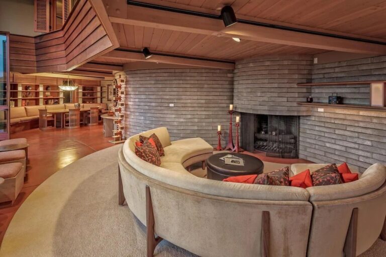 Cornwell House | Frank Lloyd Wright designed Hawaiian retreat
