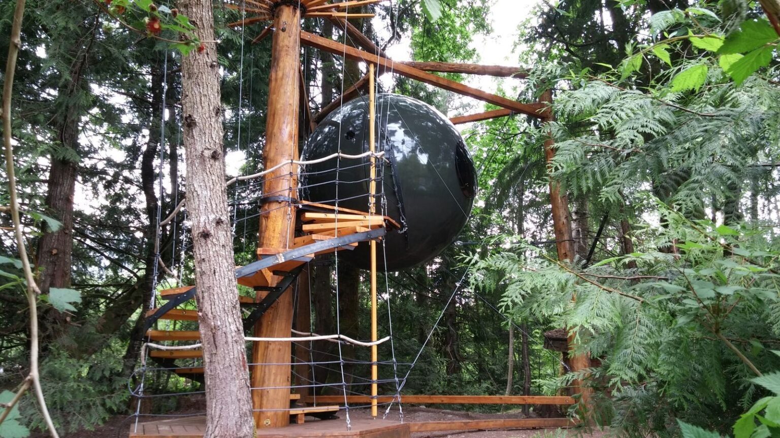 Free Spirit Spheres | unique spherical glamping and treehouses in ...