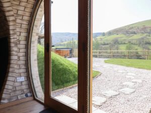 Nant y Garnedd | fantasy hill house by Snowdonia National Park