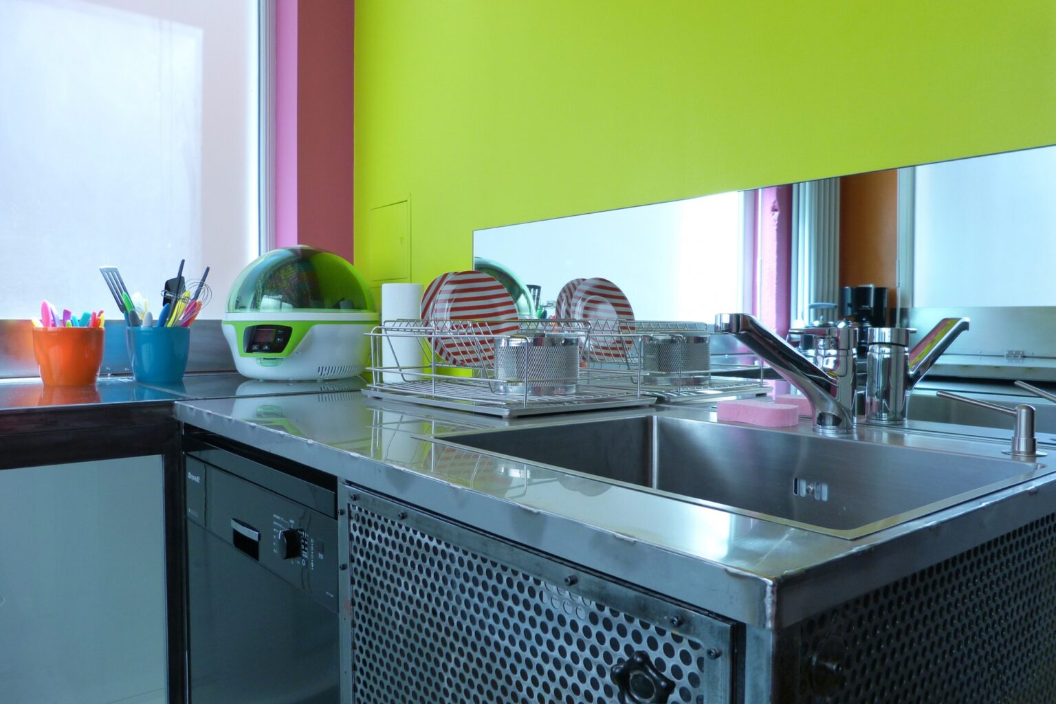 Fun Hotel Paris | quirky themed family suites in Montmartre, Paris