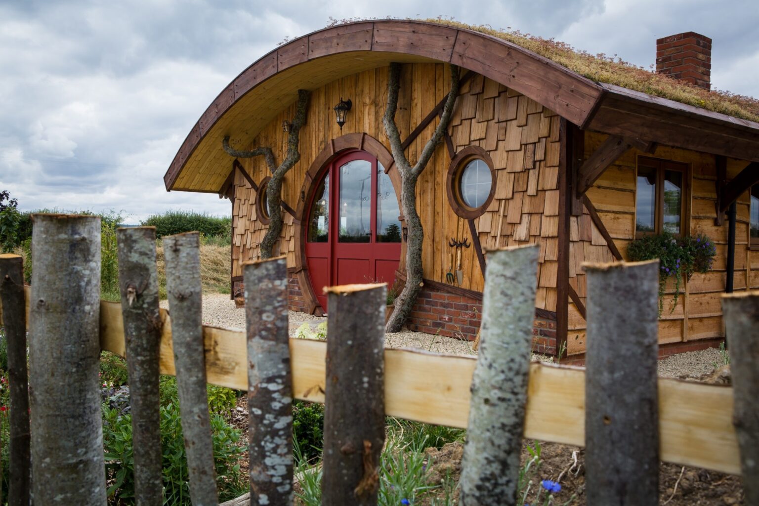 Belle View Farm Shire | fantasy family retreat | Wiltshire