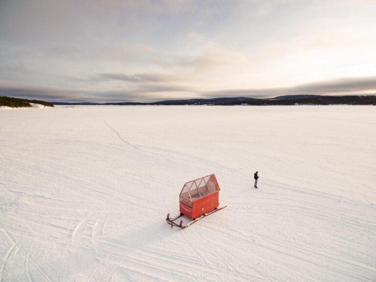 Lake Inari Mobile Cabins | cabins set at a scenic ice-lake in Finnish ...