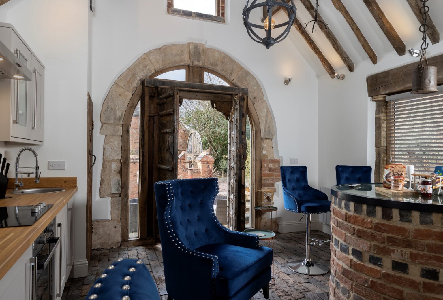 The Well House | converted historic retreat for two | Worcestershire