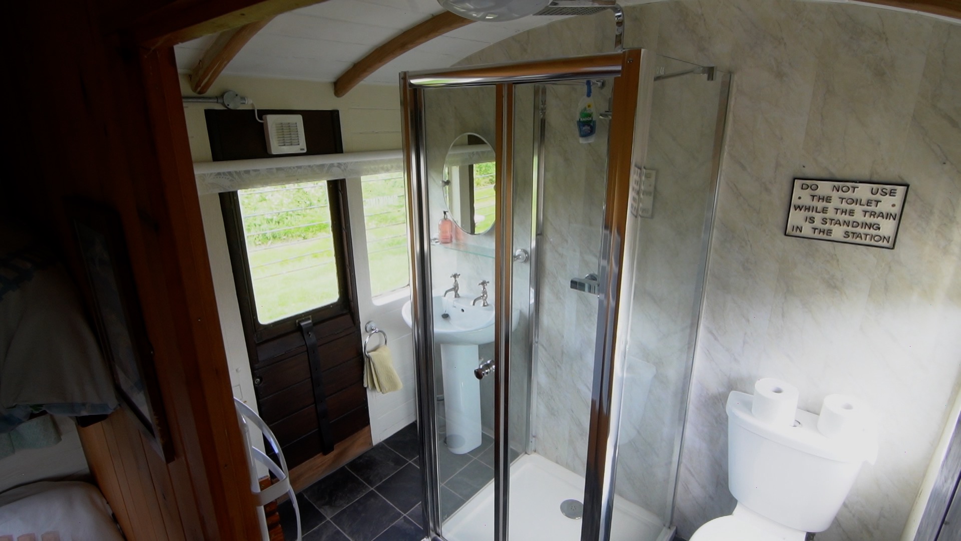 Green Lane Carriage | restored train carriage in Herefordshire