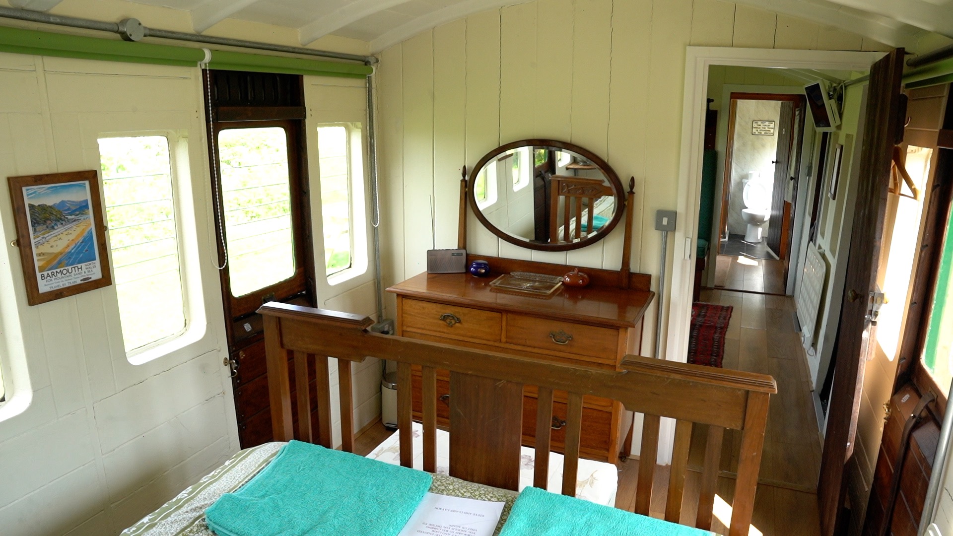 Green Lane Carriage | restored train carriage in Herefordshire