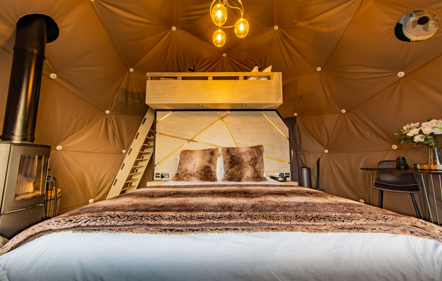 Luna Domes | luxurious woodland dome retreat with hot tubs | Kent