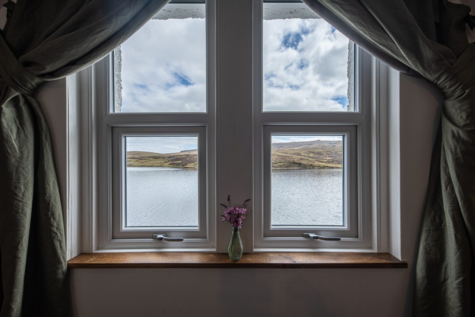 The Lodge in the Loch | historic fishing lodge by Storr Lochs