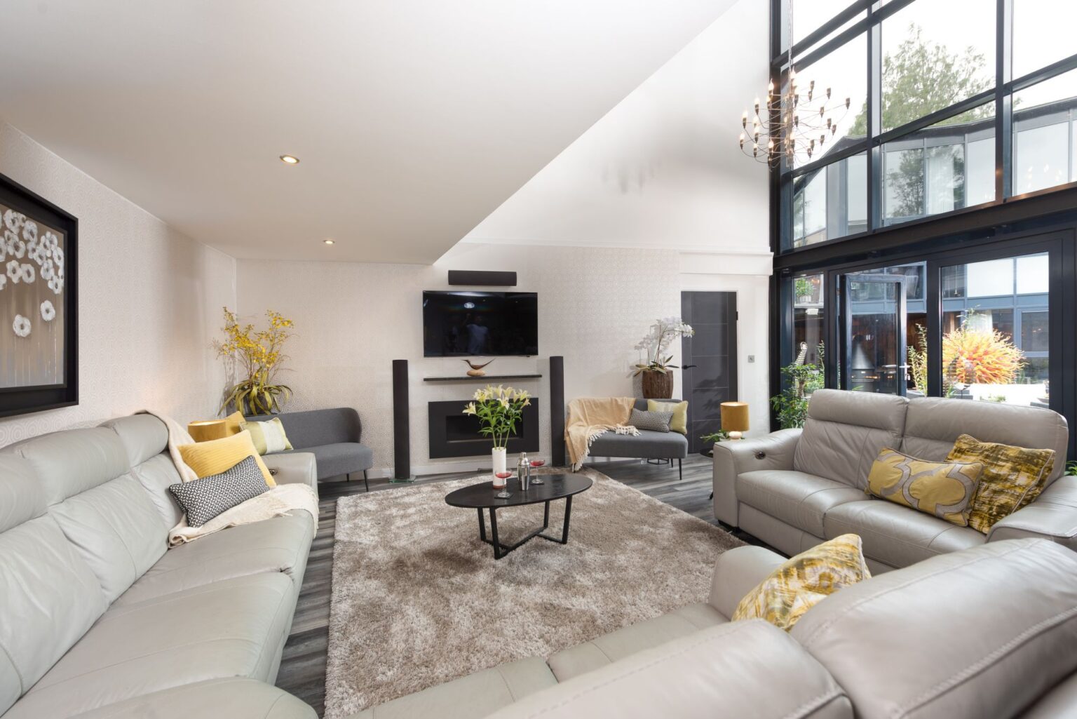 Woolbrook Reservoir | luxury wow-factor group stay in Devon