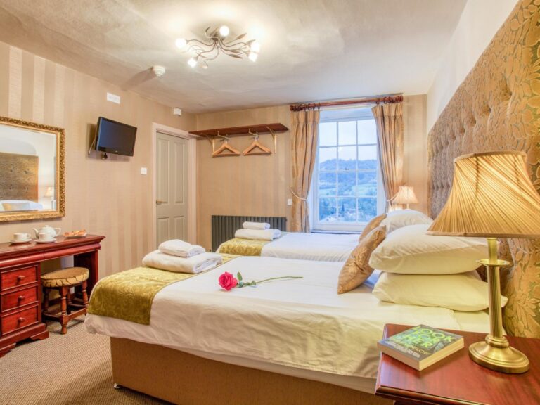 The Old Matlock Hotel and Inn | exclusive hire hotel pub Derbyshire