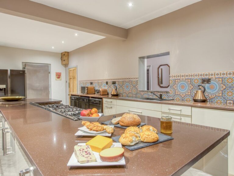 The Old Matlock Hotel and Inn | exclusive hire hotel pub Derbyshire