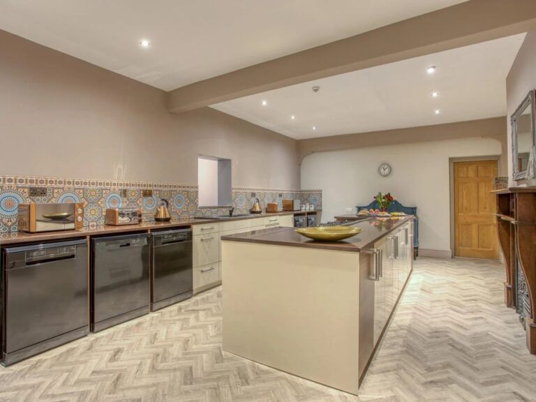 The Old Matlock Hotel and Inn | exclusive hire hotel pub Derbyshire