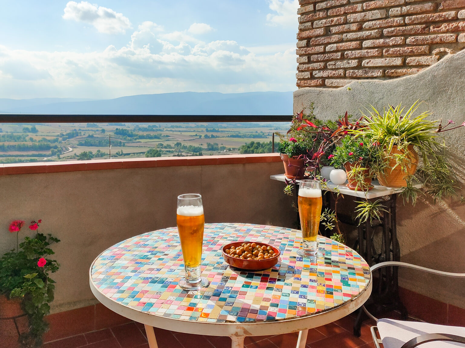 Les Voltes | welcoming eco-retreat in a Catalonian wine village