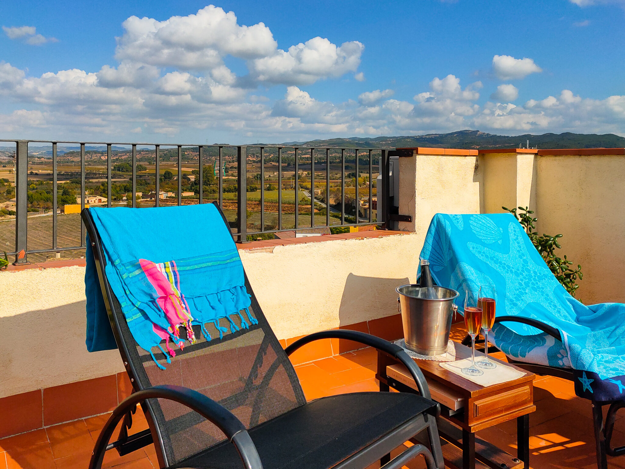 Les Voltes | welcoming eco-retreat in a Catalonian wine village