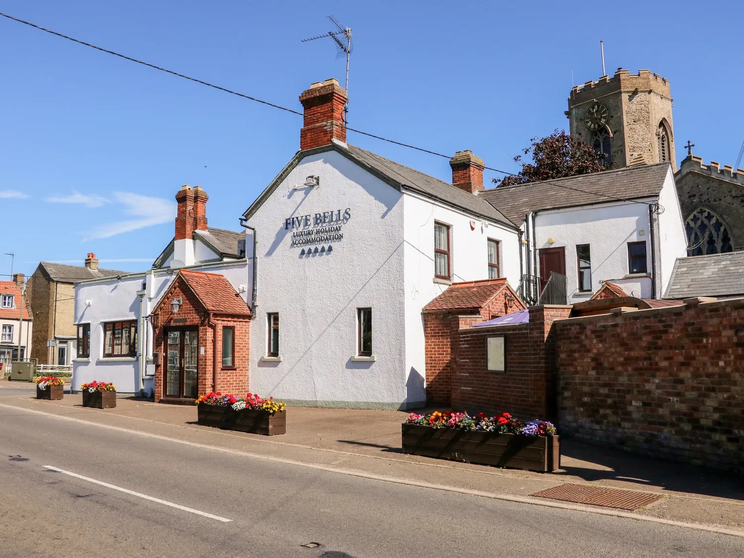 The Five Bells Inn | converted Norfolk pub for large group stays