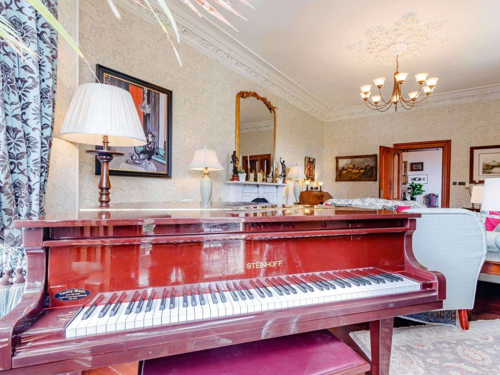 Loch Tummel Country House | private Perthshire estate for groups