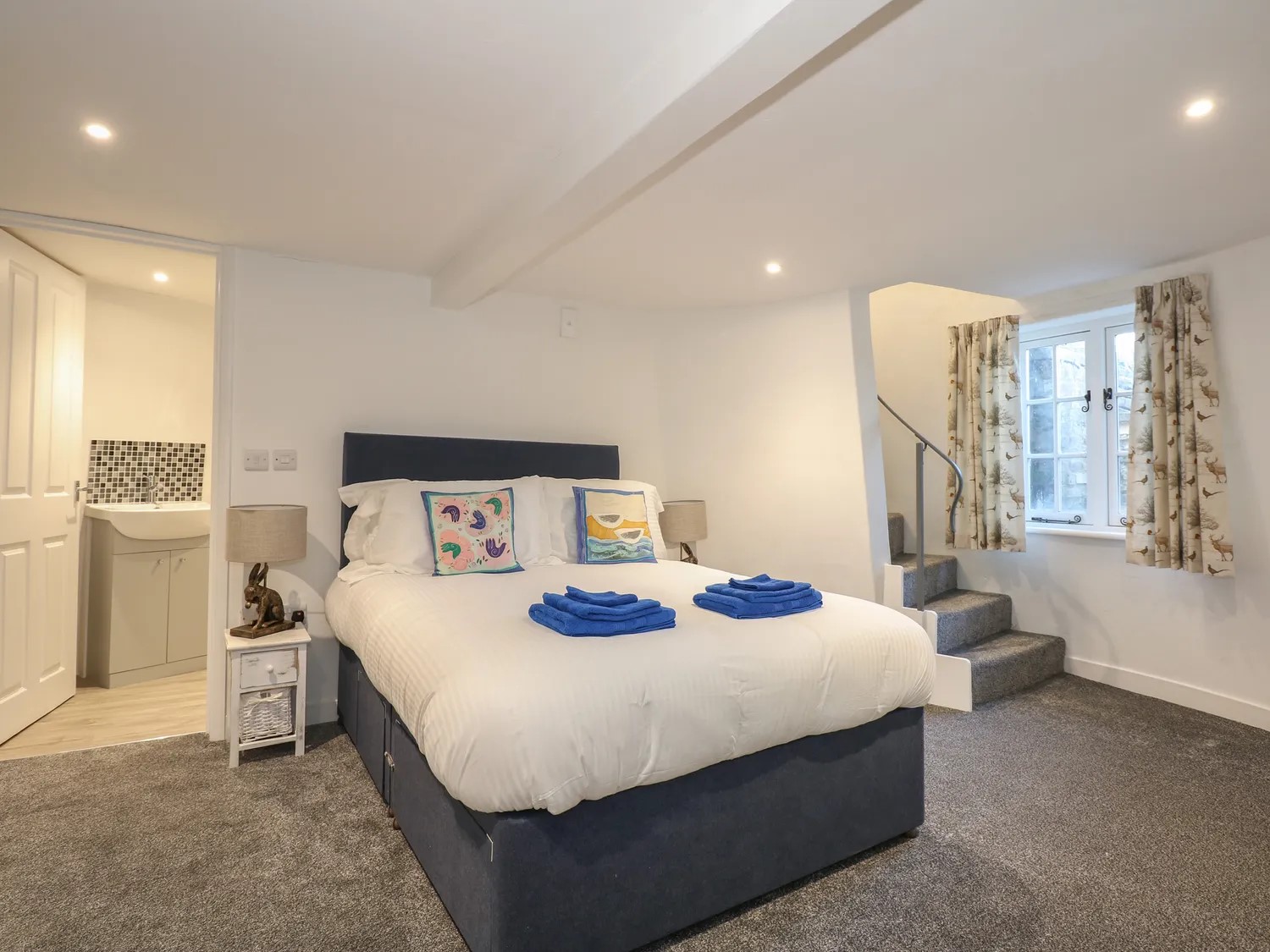 The Sir Peter Scott Lighthouse quirky lighthouse break Lincolnshire