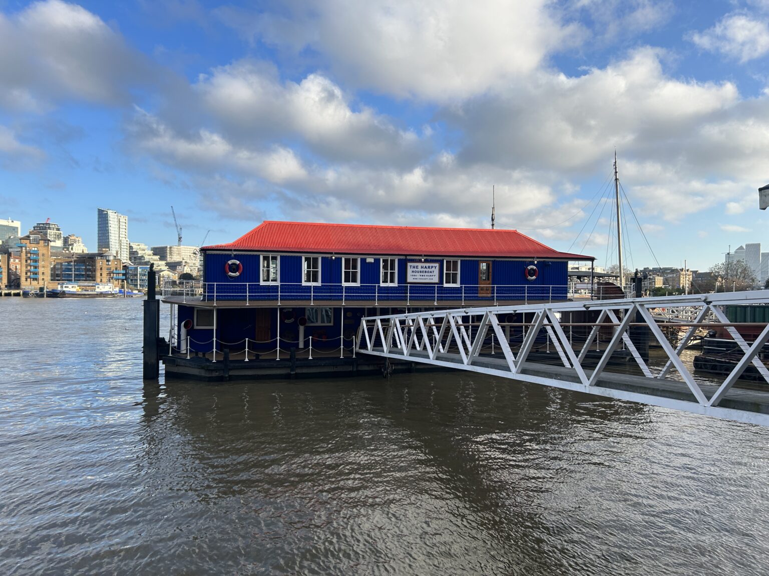Tried and Tested: The Harpy Houseboat at Tower Bridge, London