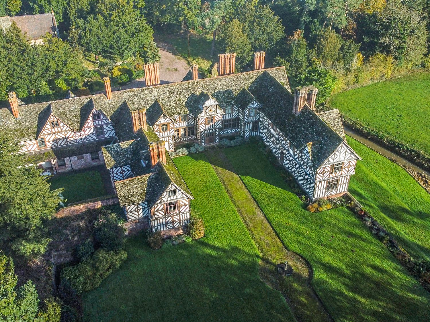 The Generals Quarters | historic group stays in Shropshire