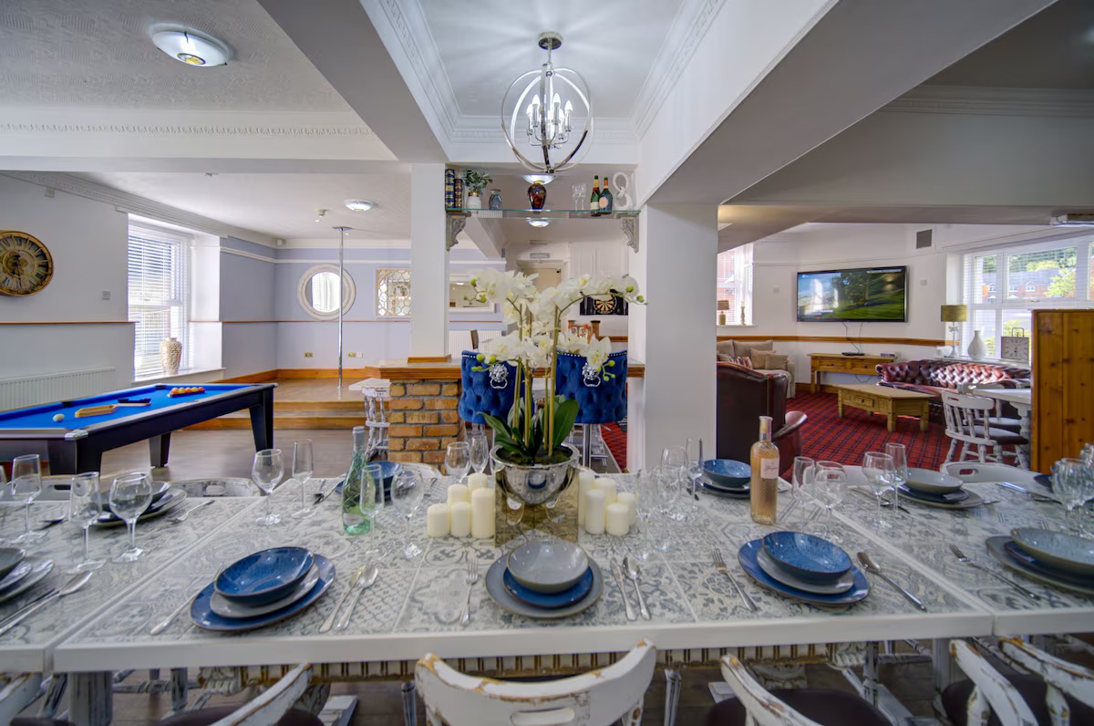 The Ynys Arms | private pub for large group stays in rural Swansea