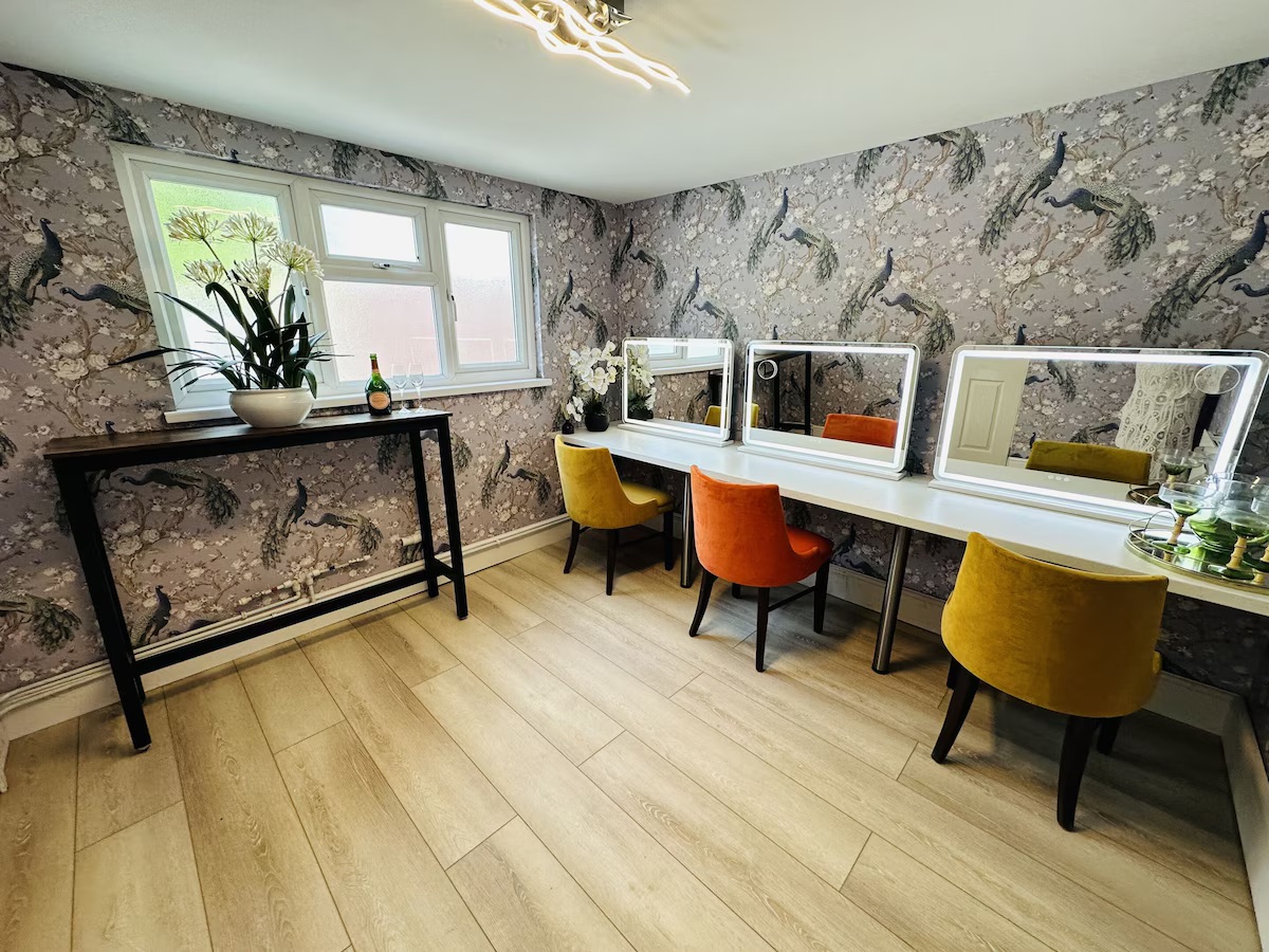 The Ynys Arms | private pub for large group stays in rural Swansea