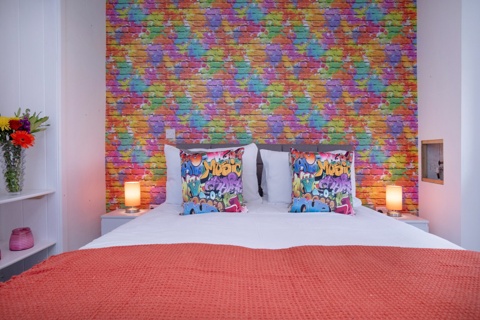 Halula Halo large group stay with hot tub swimming pool Somerset