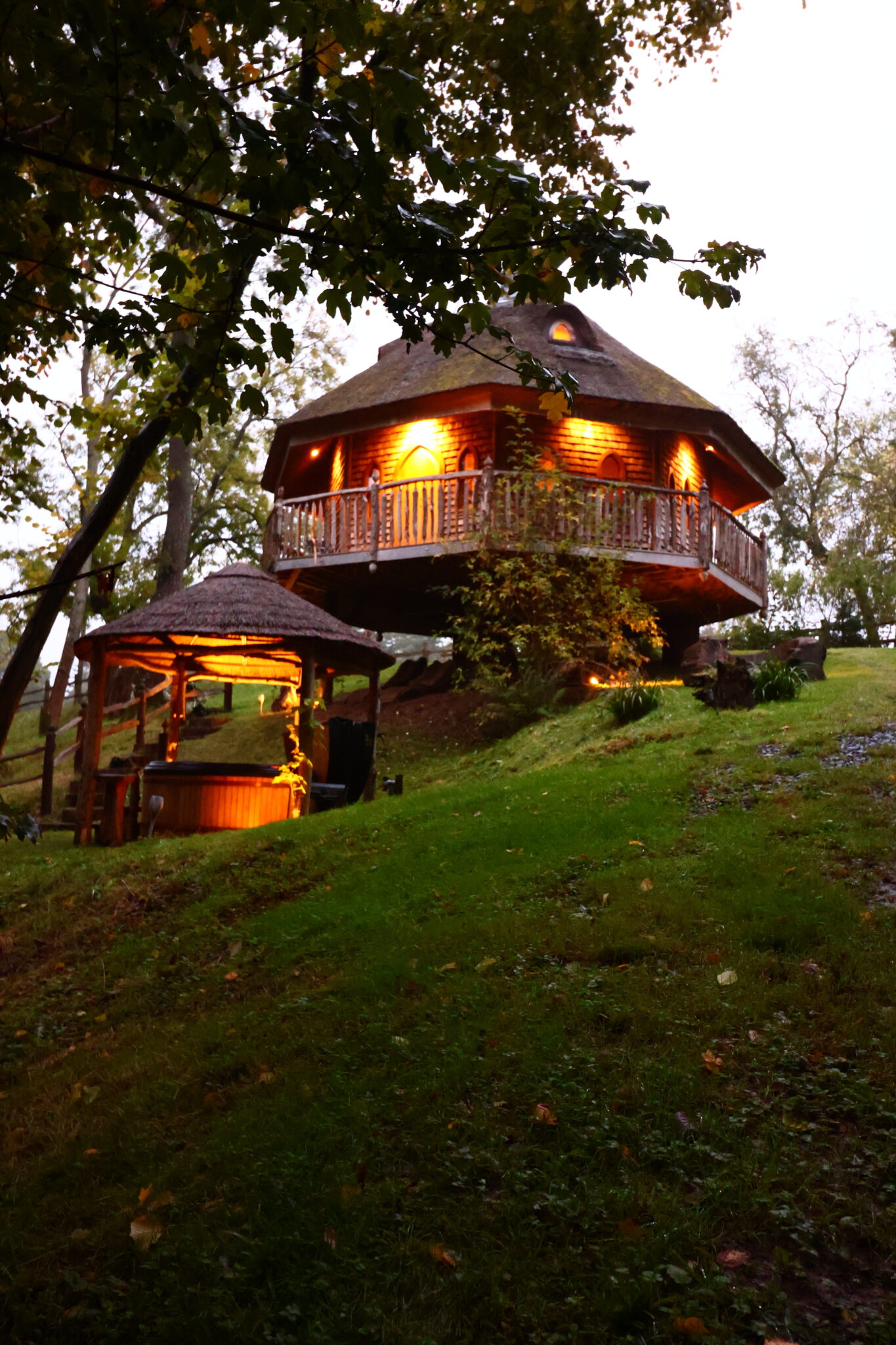Treeopia | two luxurious adults only treehouses in Worcestershire