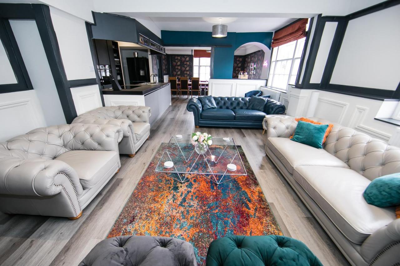 The Woolpack York | converted pub for large-group stays in York