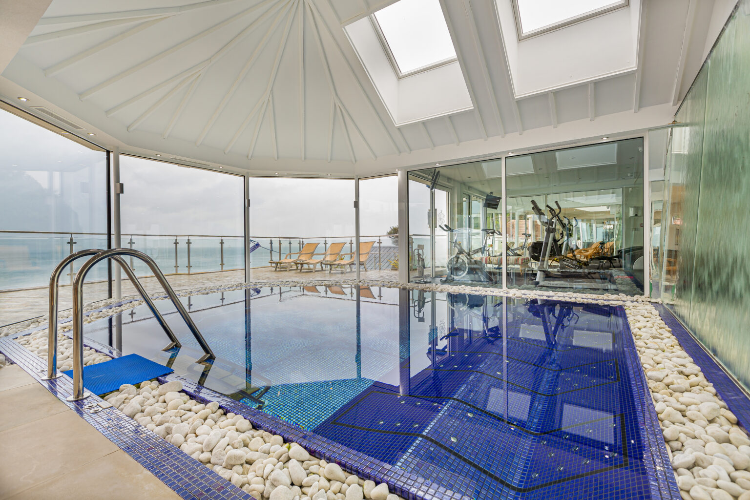 Cary Arms & Spa Beach Huts