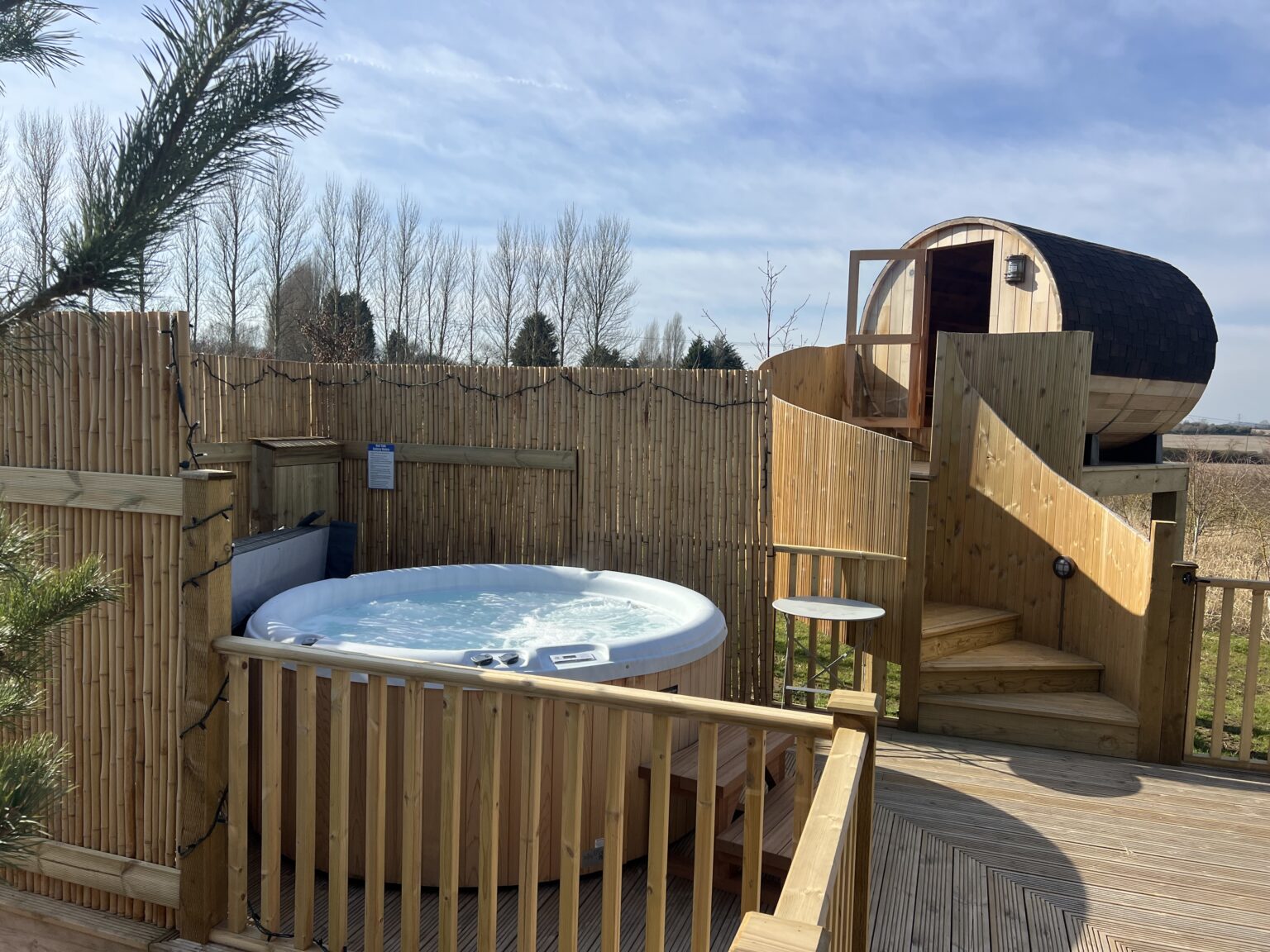 Birdholme Glamping | safari lodges with private hot tubs Notts